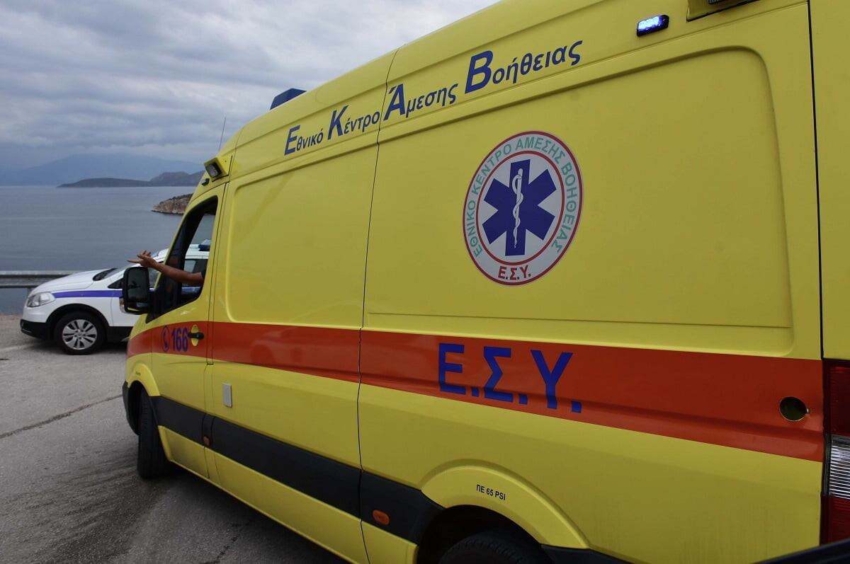 Θρήνος στη Χιο: Πέθανε στα σκαλιά της εκκλησίας – Το χτύπημα μετά τον ...
